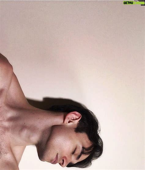 Thomas Doherty Wiki Biography Age Gallery Spouse And More