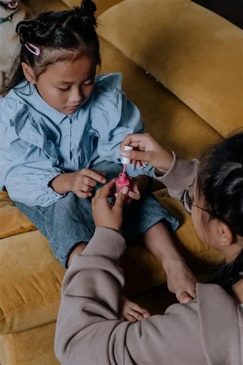 What Is Mommy Issues Psychology And Impact On Relationships