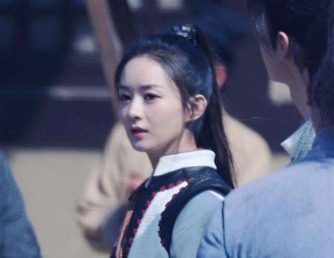 从跑龙套演到大女主，赵丽颖却连番被坑，新剧成第二部《楚乔传》百科ta说