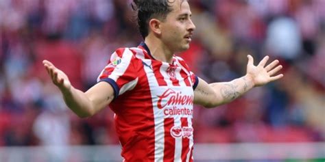 Chivas Recupera Hombre Clave Ante Querétaro El Informador