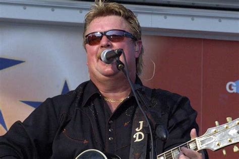 وفاة مغني أمريكي شهير بفيروس كورونا تعرف على آخر كلماته المصري اليوم