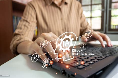 Ai 기술 인공 지능 챗봇 Ai와 채팅 및 대화 노트북을 사용하여 명령 프롬프트로 검색 및 데이터 찾기 로봇 학습 기계 사진