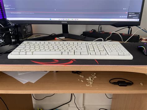 Help Me Identify This Keyboard R Keyboard