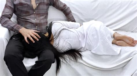 पति के जॉब के लिए किया बॉस के साथ सेक्स हिन्दी मूवी देसी चुदाई इंडियन