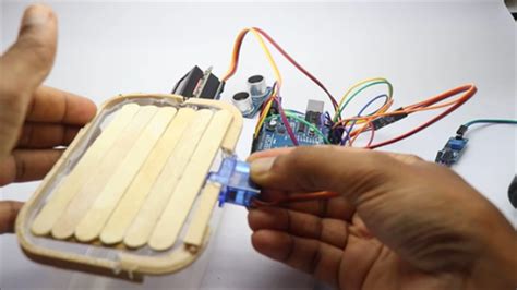 Arduino Powered Wet And Dry Garbage Segregation System 6 Steps With Pictures Instructables