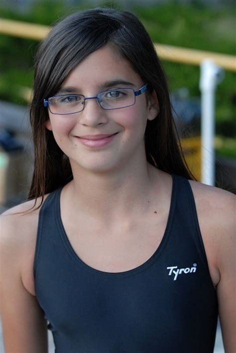 Julia Schudy Trumpft Beim 6 Winterschwimmfest In Gießen Auf Stadtallendorf