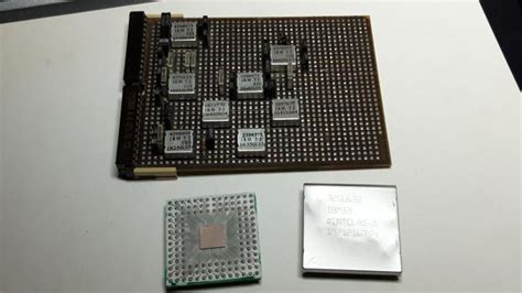 IBM 386 CPU v ESD úpravě zalitý v hliníkovém pouzdře do vitriny Aukro