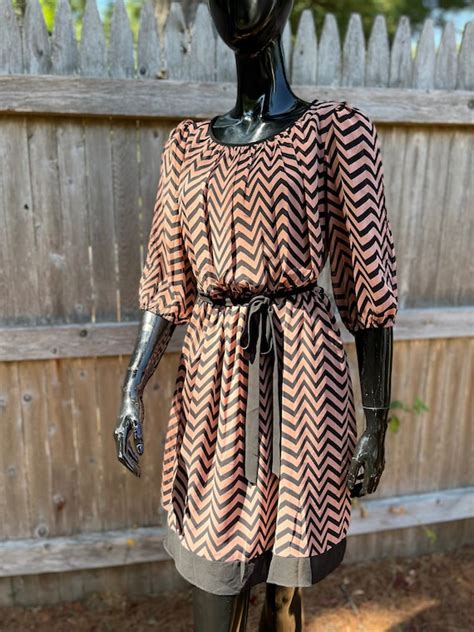 Ajc Zig Zag Swirl Gem