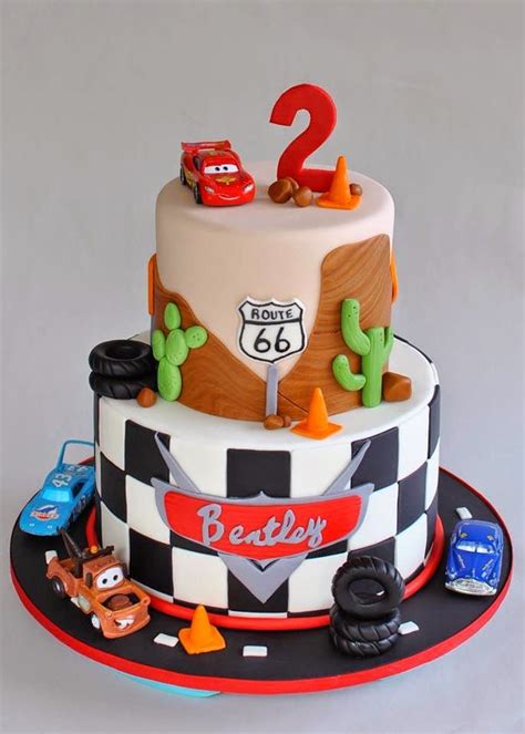 Bolo Carros Aventura De Aniversário Com Carros No Bolo Cars 3 Cake