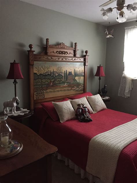 Red Headboard With Hunt Scene Pattern