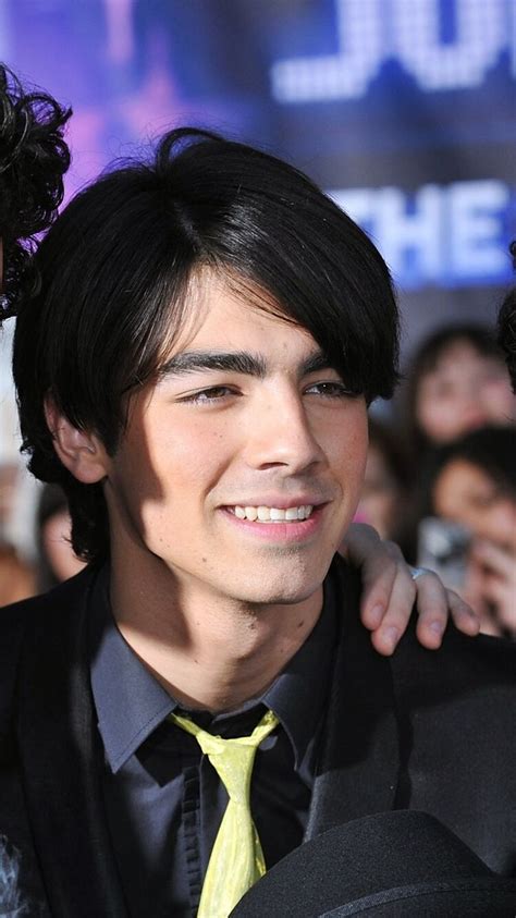 Pingl Par Carlenna Brattin Sur Joe Jonas