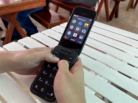 Nokia 2660 Flip Unboxing And Review