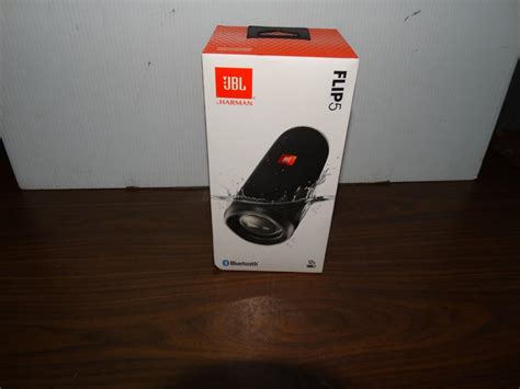 Lot Jbl Flip Bluetooth Speaker