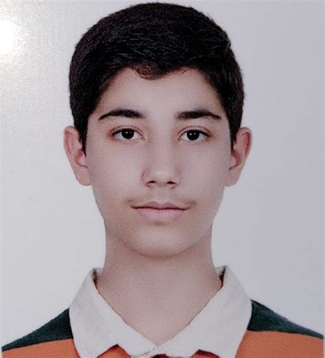 آشنایی با حسین طاهریان فرد