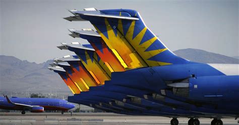 Fight Breaks Out On Plane After Passenger Refuses To Wear Face Mask