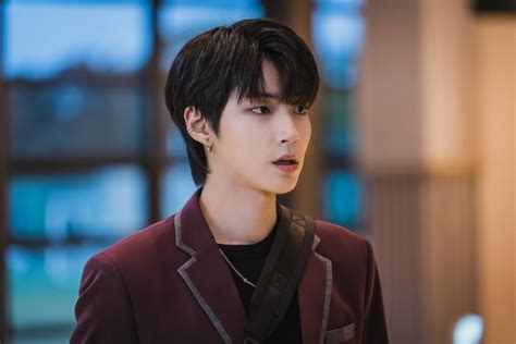 True Beauty Star Hwang In Yeop Talks About Chemistry With Moon Ga