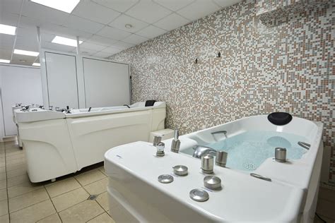 БАЛНЕОЛЕЧЕНИЕ 10 дни в БХ СТРЯМА гр Баня Карловско Профилактика рехабилитация и отдих ЕАД