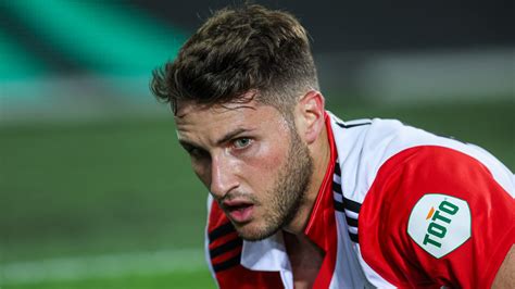 Así Fue La Reacción De Santiago Giménez Tras El 7 0 Del América A Cruz Azul