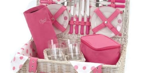 화창한 봄날에 어울리는 소풍 준비물