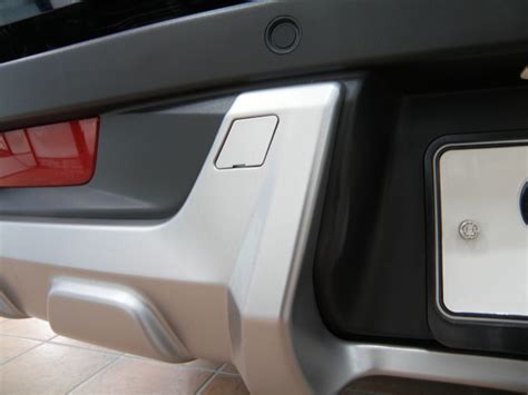 안양 호계동 자동차 외형복원 무광 플라스틱 범퍼의 찌그러짐으로 흠집제거를 위해 입고된 렉스턴스포츠 칸수원차량수리의왕범퍼복원군포자동차수리산본기스제거평촌흠집제거과천