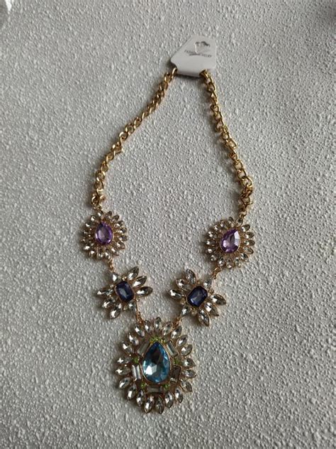 Шикарне масивне кольє — ціна 160 грн у каталозі Кольє і намиста Купити аксесуари за доступною