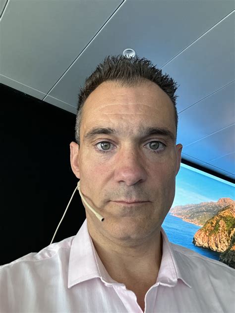 Retinacourse Medicaleducation Ophthalmology Vr Mentorship Learningjourney Seebrilliantly