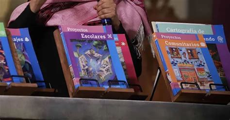 Padres De Familia Ganan Amparo Contra La Distribución De Libros De Texto