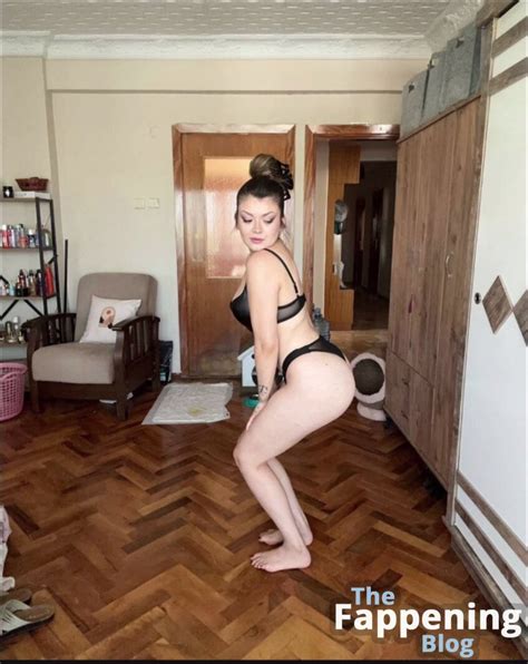 Simge Barankoğlu Sbarankoglu1 Nude Leaks Photo 5 Thefappening