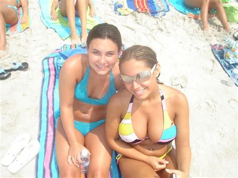 Two Brunettes Porn Pic