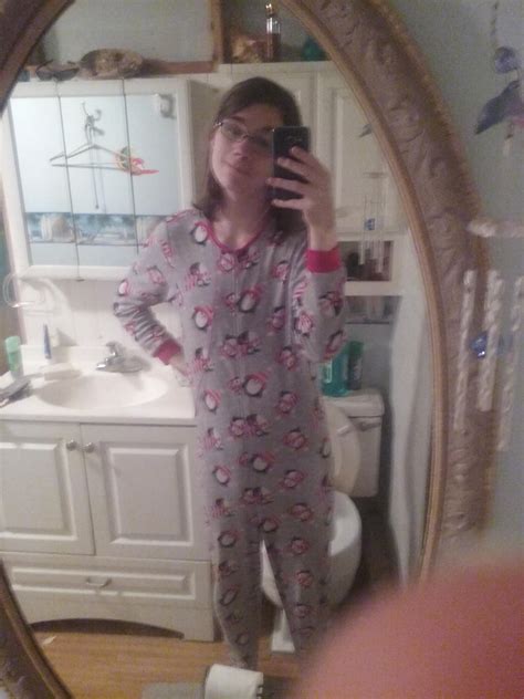 New Here Deciding To Show Off My Onesie Scrolller