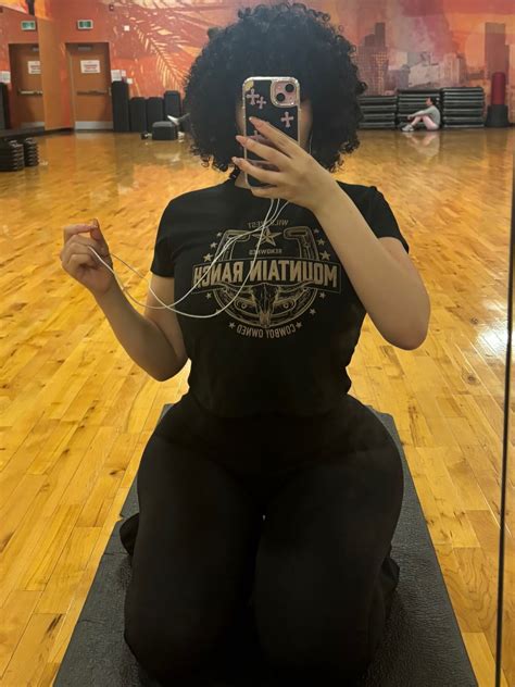 Mel Mel Meldadel • Instagram Photos And Videos