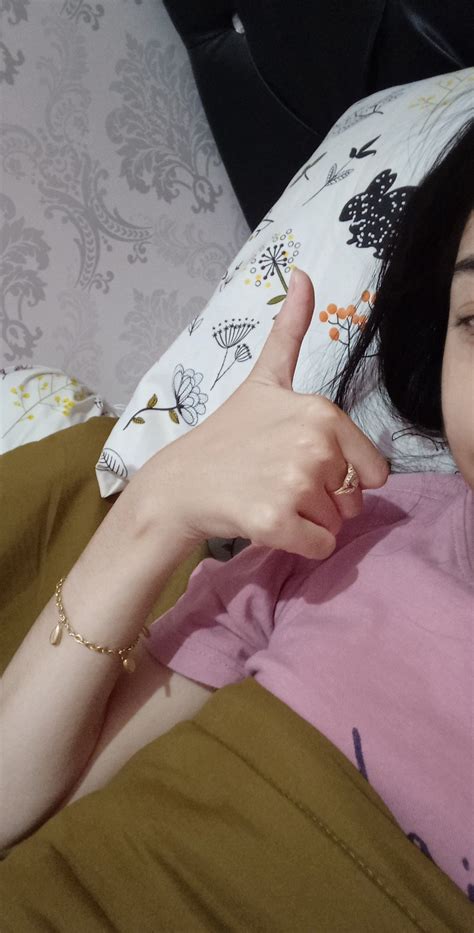 Pap Lagi Rebahan Gaya Jalanan Penyimpanan Foto Foto Tangan