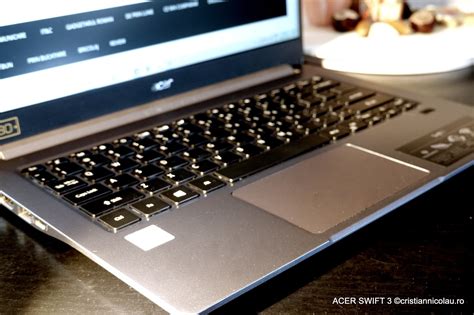 Notebook-ul ACER Swift 3 (N19H4) cu procesor i5, 8 GB de memorie RAM si ...