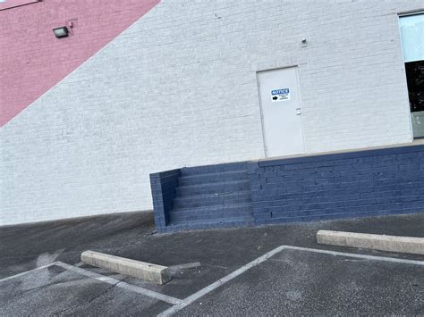 Dawson Blvd Loading Dock Gap Over Stairs Findskatespots