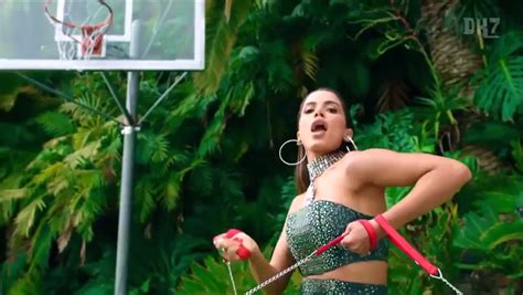 Sexy Babes Switch PMV