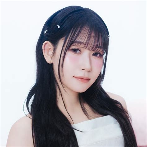 笠原桃奈 Momona Kasahara Lyrics Songs And Albums Genius