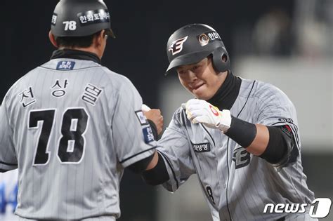 노시환채은성 5타점 합작 한화 롯데 8 4로 꺾고 2연패 탈출 네이트 스포츠