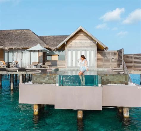 Sonakshi Sinha In White Bikini Top Finally Shows Her Sexy Bold Avatar