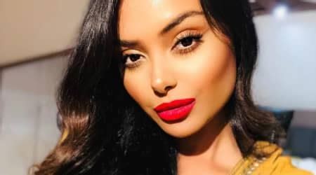 Afshan Azad Height Weight Age Body Statistics Healthy Celeb