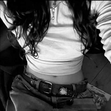 إِمِـيـلْـيـآ Youtube