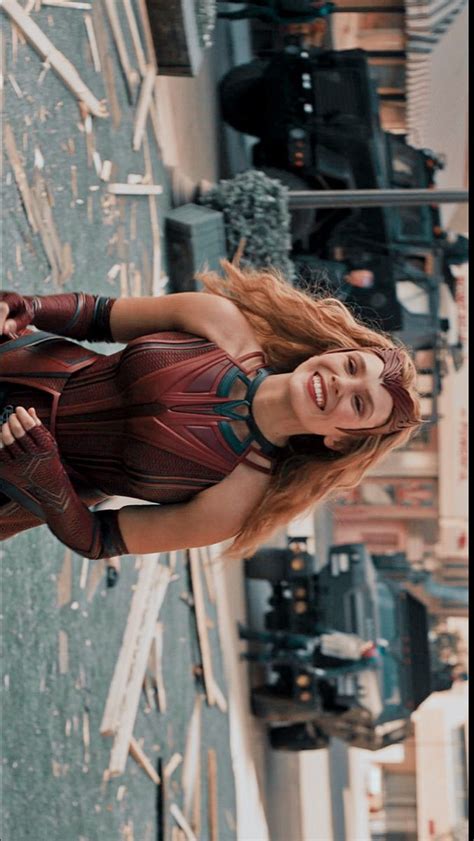 Pin By Laura On Scarlet Witch Marvel Avengers Movies Marvel Girls