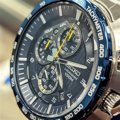 Seiko Chronograph Watch 100m Ref Ssb321 Date Indicator 8t67 00h0 Or