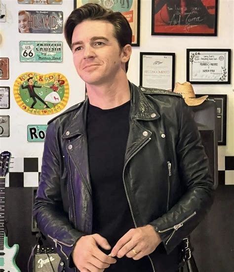 Pin By Chelsie Ellis On Drake Bell Drake Bell Drake And Josh Drake
