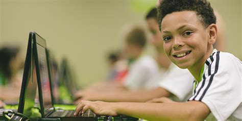 Populating A Combo Box In Php Dynamically From Mysql