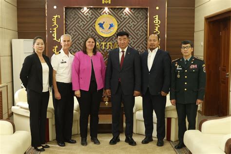 Энхийг сахиулагч эмэгтэй алба хаагчдын тоог нэмэгдүүлнэ