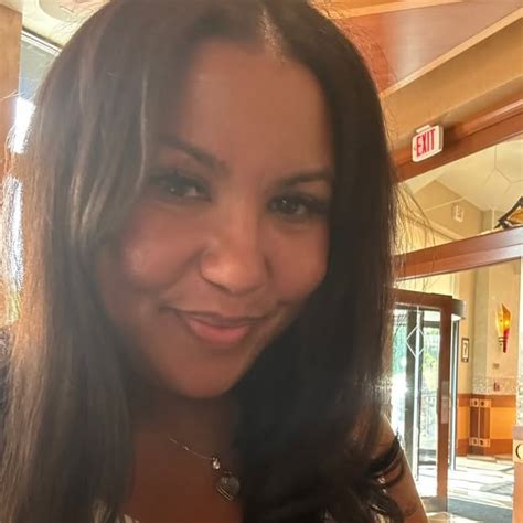 Ashley Nicole W Ashleynik0le • Threads Say More