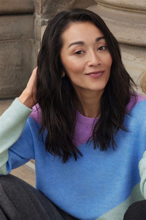 Daisy R Model Management