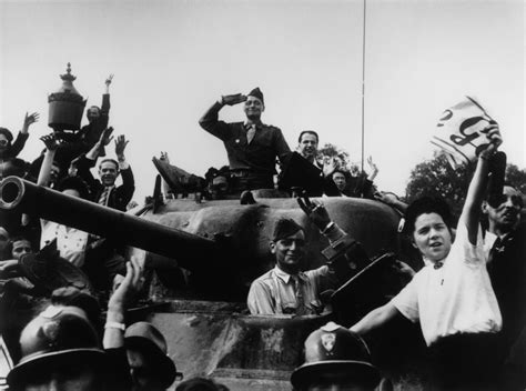 The Liberation Of Paris From Nazi Rule • Magnum Photos
