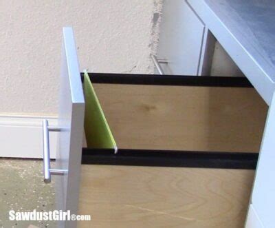 Drawers With Snap On File Folder Hangers