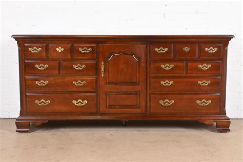 Thomasville Georgian Solid Cherry Wood Dresser Or Credenza At 1stdibs